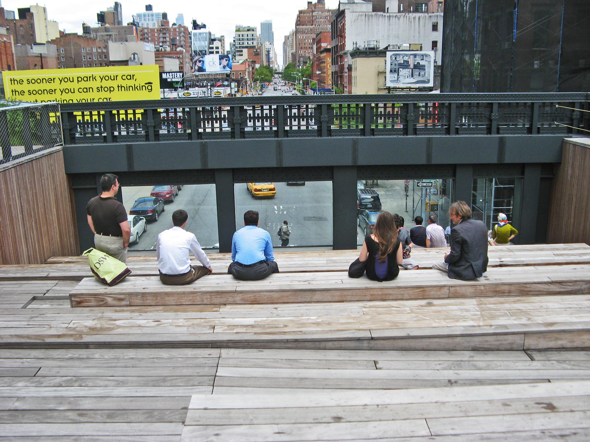 The High Line Park in New York: The “longest green roof in the world ...