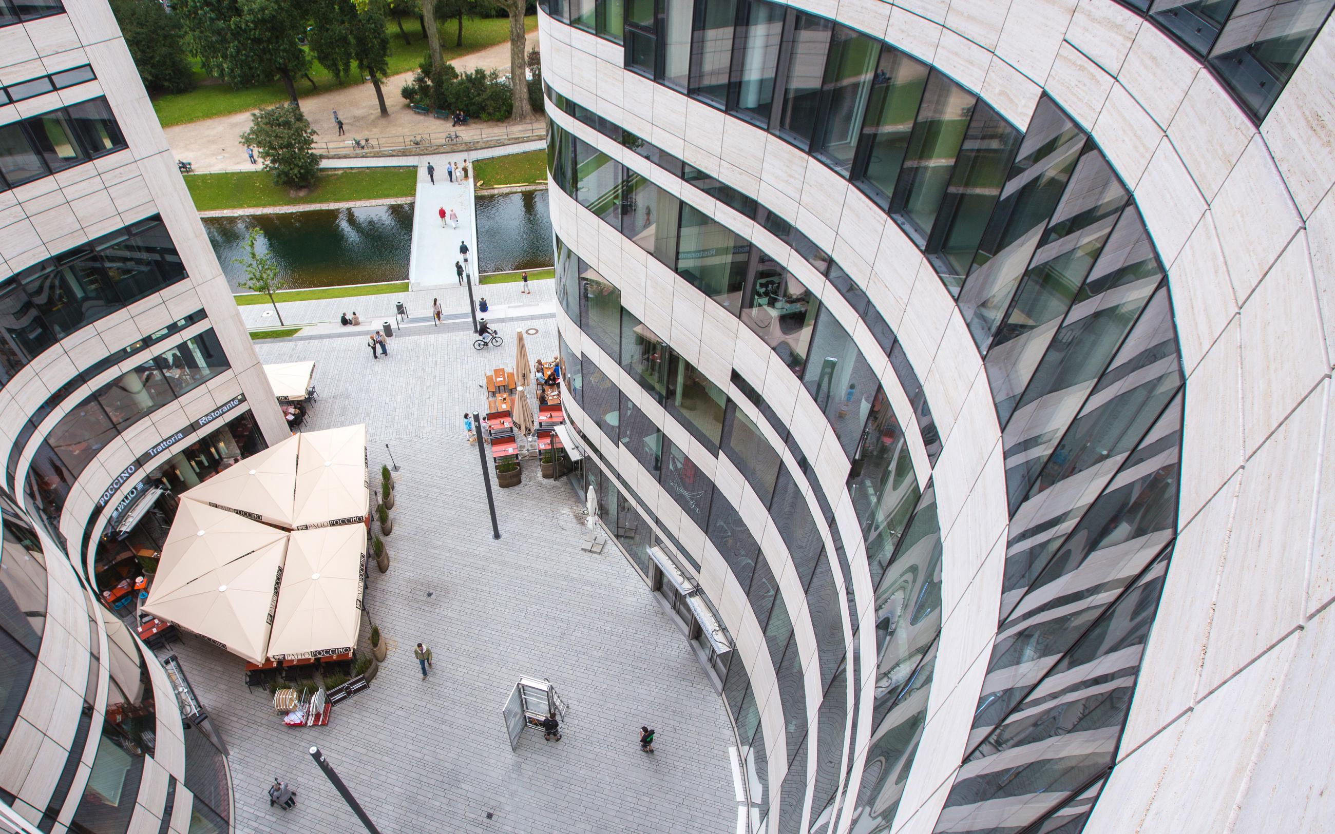Daniel Libeskind in Duesseldorf/Germany: The green topping in LEED ...